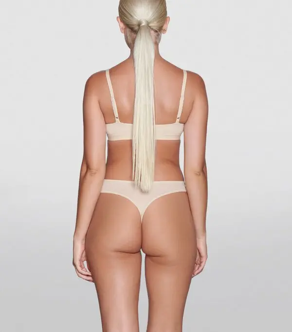 SKIMS Fits Everybody Cheeky Thong - Nude