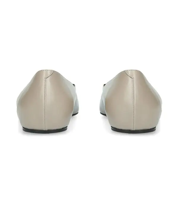 ROGER VIVIER Quadrata Trompette Leather Flats - Beige