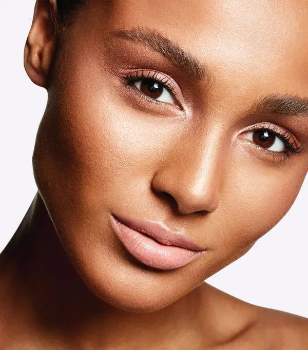 MAC COSMETICS Extra Dimension Skinfinish - Gold