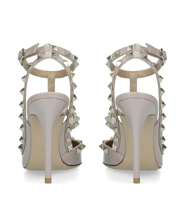 Valentino Garavani Leather Rockstud Pumps - Nude