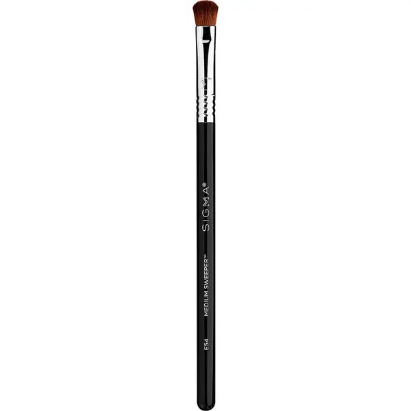SIGMA BEAUTY E54 Medium Sweeper™ Brush - No Color