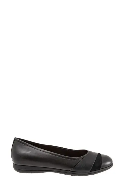 Trotters Danni Leather & Suede Flat - Black