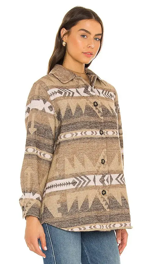 Steve Madden Big Sky Shacket In Nude