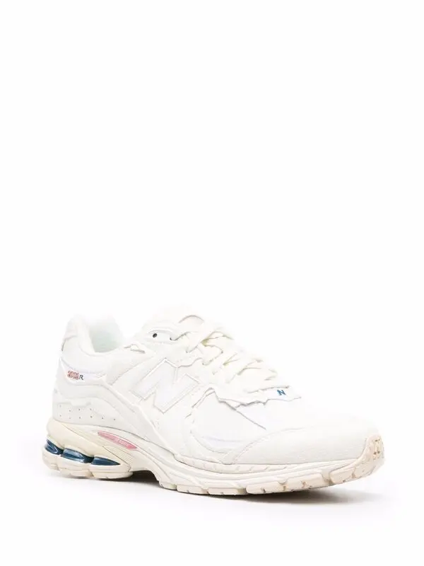 NEW BALANCE 2002r Protection Pack Sneakers - White