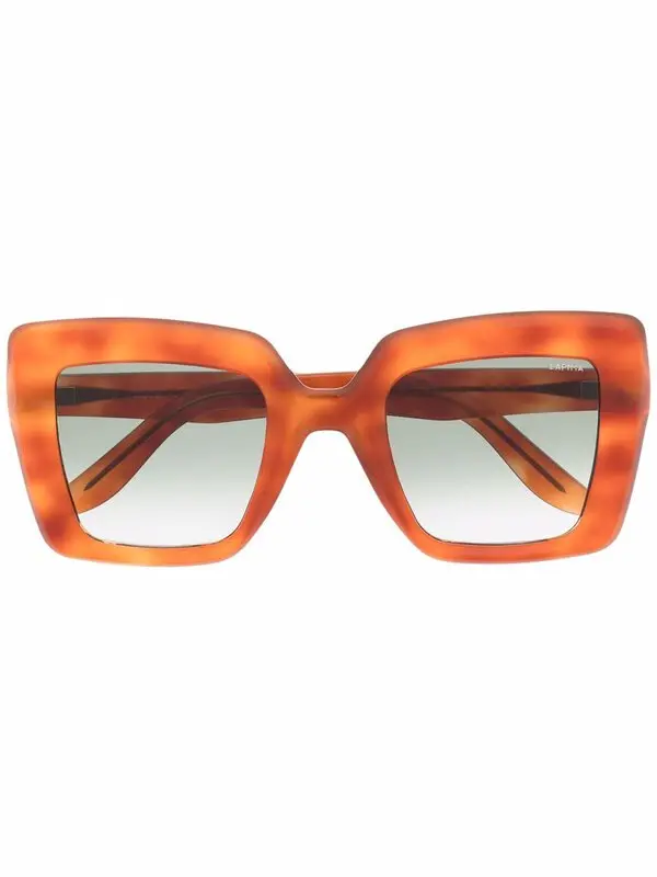 Lapima Teresa Sunglasses - Brown | Editorialist display picture 2