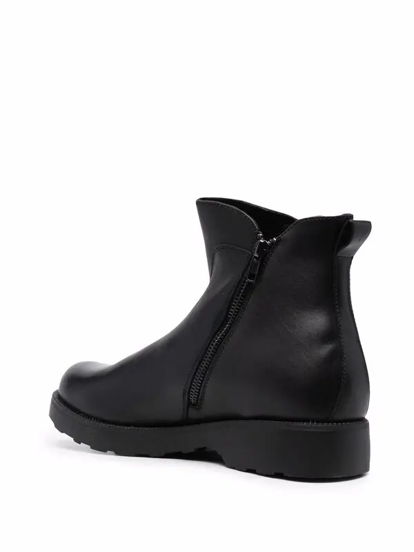 CULT Diagonal Zip Leather Ankle Boots