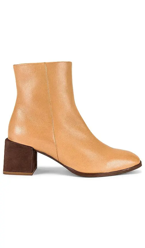 Seychelles Siesta Bootie In Tan
