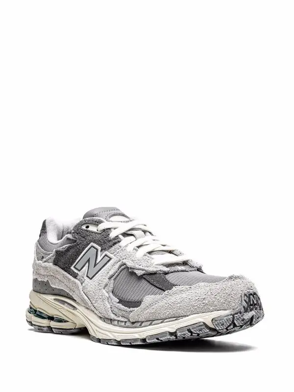 NEW BALANCE 2002r Protection Pack Sneakers