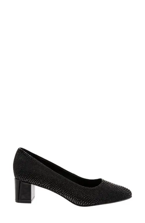 Trotters Kari Pointy Toe Pump