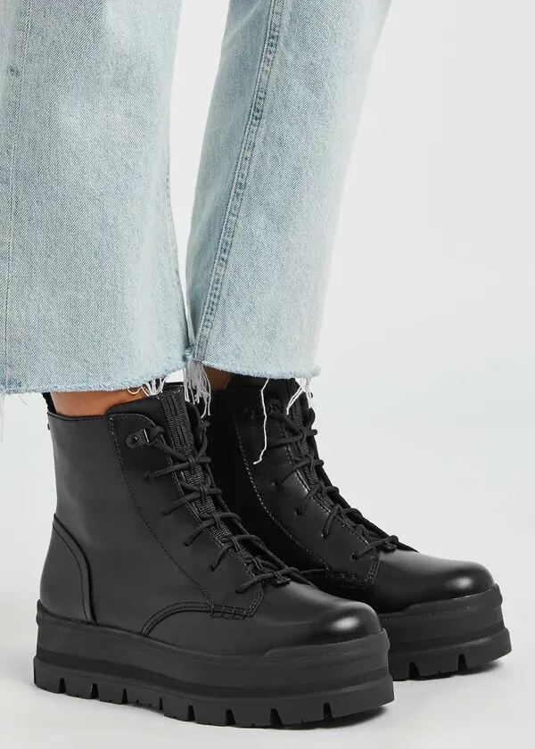UGG Sidnee Leather Ankle Boots