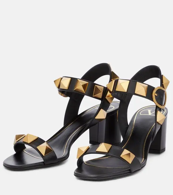 Valentino Garavani Roman Stud Leather Sandals - Black