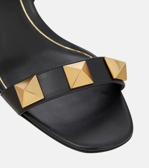 Valentino Garavani Roman Stud Leather Sandals - Black