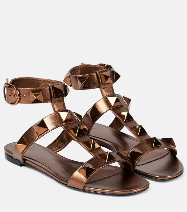Valentino Garavani Roman Stud Leather Sandals - Metallic