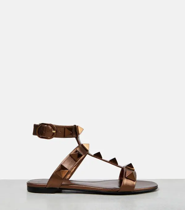 Valentino Garavani Roman Stud Leather Sandals - Metallic