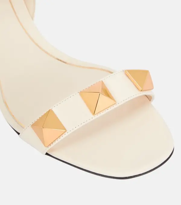 Valentino Garavani Roman Stud Leather Sandals - White