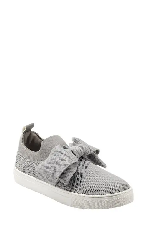 Bandolino Bryce2 Knit Sneaker - Light Gray 050