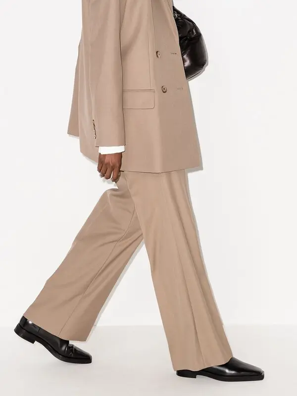 TOTEME Square-toe Chelsea Boots