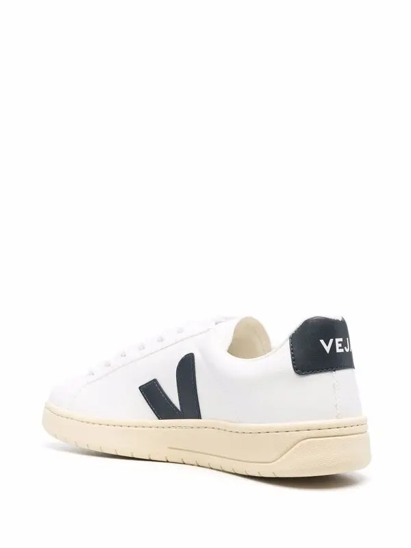 VEJA Urca Logo-panel Sneakers