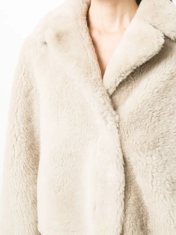 Goen.j Notched-collar Cropped Shearling Jacket