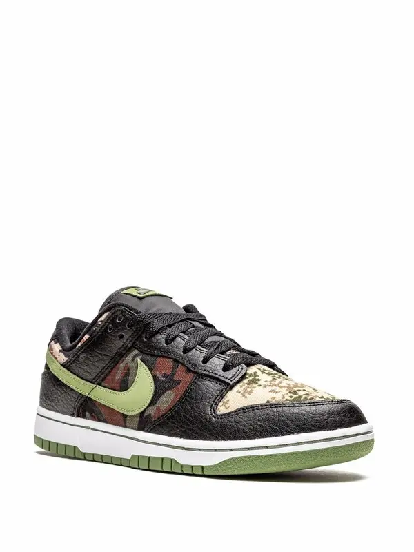 Nike Dunk Low Crazy Camo Sneakers - Green