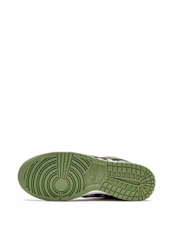 Nike Dunk Low Crazy Camo Sneakers - Green