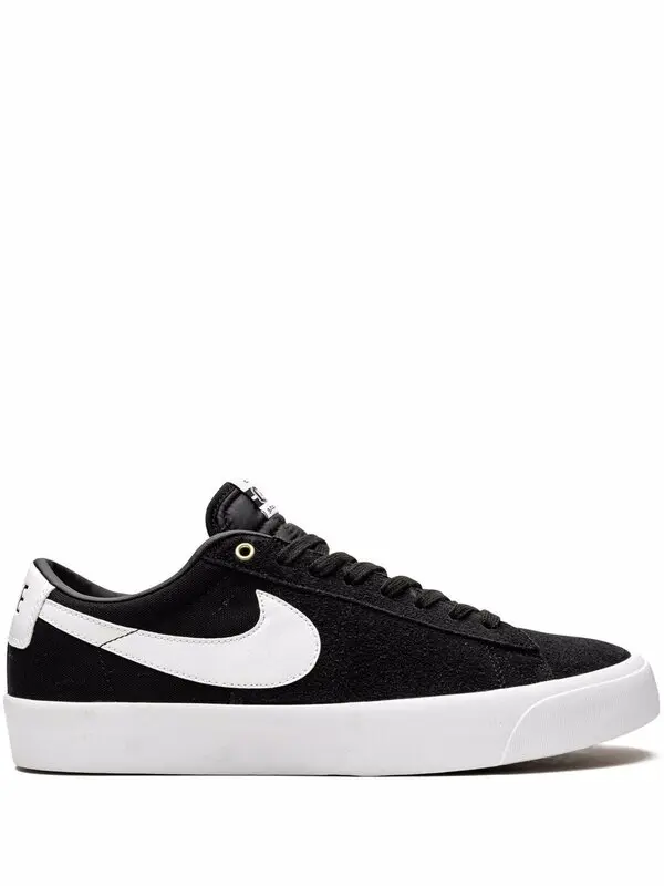 Nike Zoom Blazer Low Pro Gt Sb Sneakers - Black