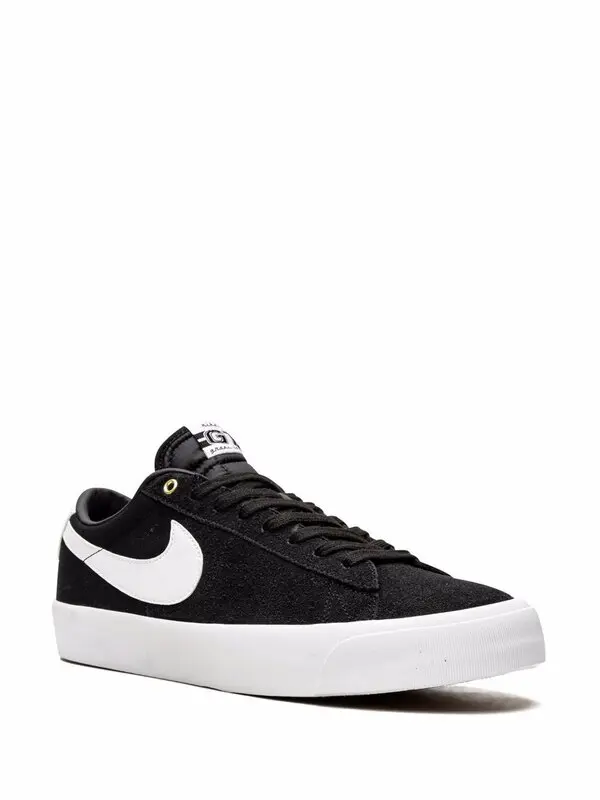 Nike Zoom Blazer Low Pro Gt Sb Sneakers - Black