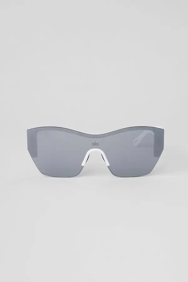Alo Yoga Stunner Sunglasses - Gunmetal/White | Editorialist display picture 2