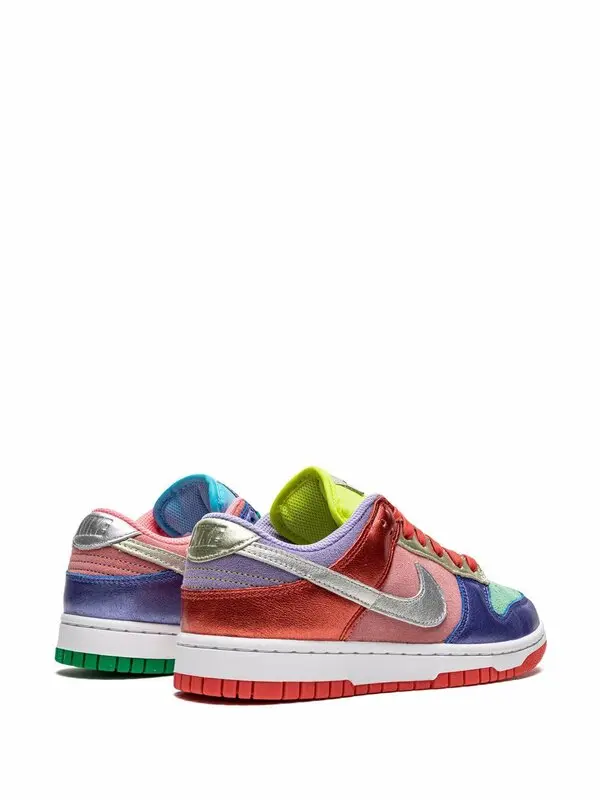 Nike Dunk Low Sneakers