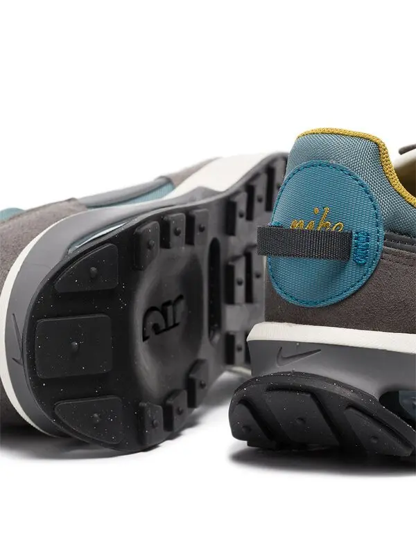 Nike Max Pre-day Lx Sneakers