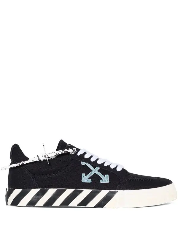 Off-White Vulcanized Low-top Sneakers - Black