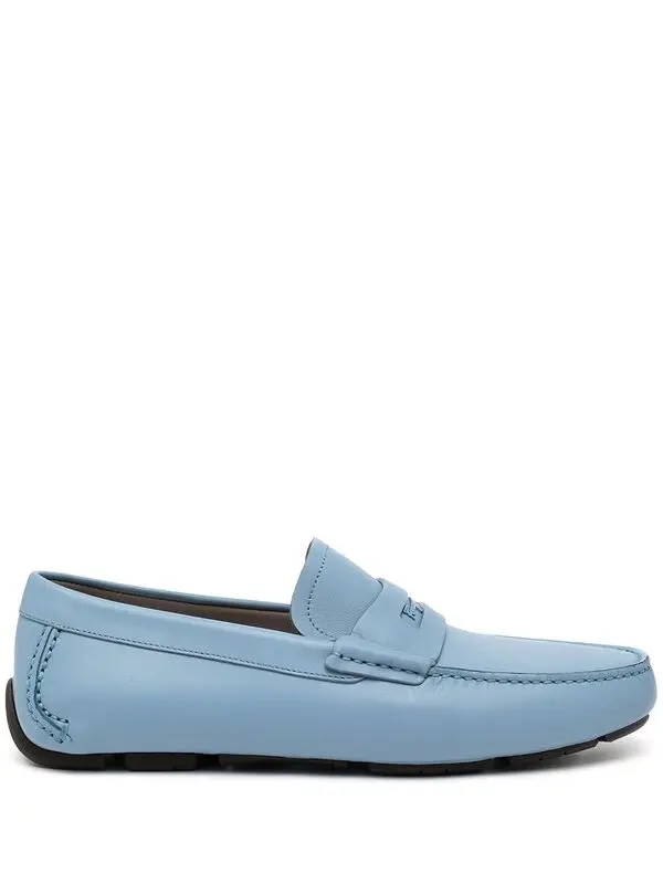 FERRAGAMO Round-toe Leather Loafers - Blue