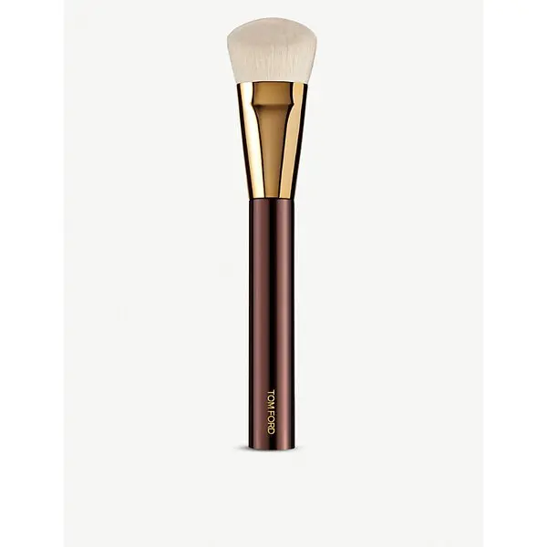 TOM FORD Shade And Illuminate Foundation Brush 2.5 - One-color