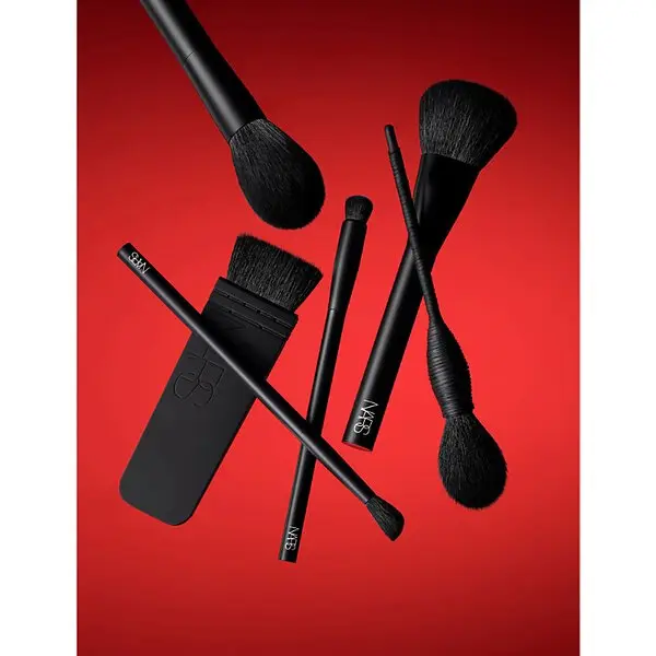 NARS 11 Soft Matte Complete Concealer Brush - One-color