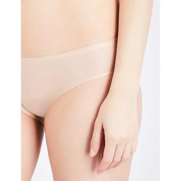Chantelle Soft Stretch Seamless One-size Brazilian Briefs - Nude