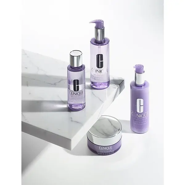 CLINIQUE Take The Day Off Cleansing Oil