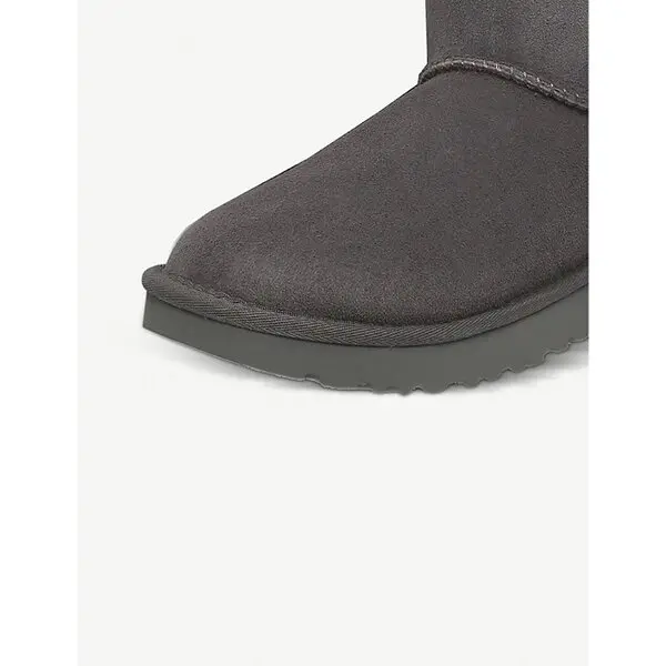 UGG Classic Ii Short Sheepskin Boots