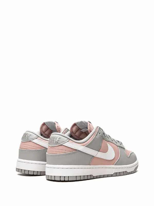 Nike Dunk Low Sneakers