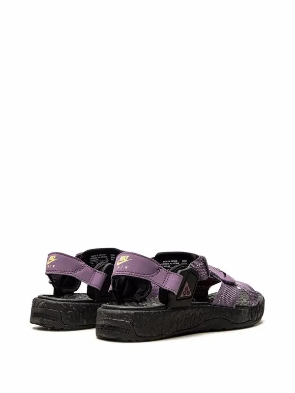 Nike Air Deschutz+ Sandals