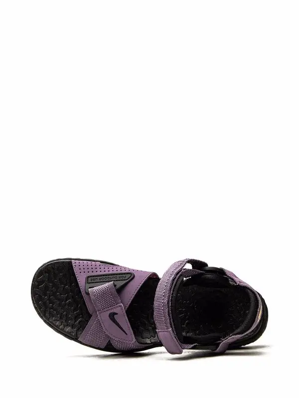 Nike Air Deschutz+ Sandals
