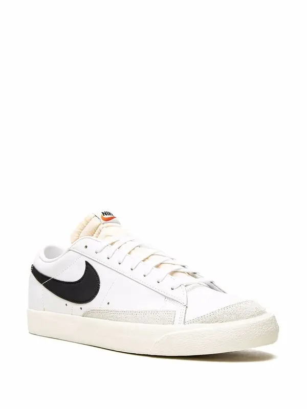 Nike Blazer Low '77 Vintage Sneakers - White