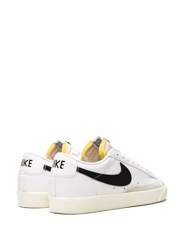Nike Blazer Low '77 Vintage Sneakers - White