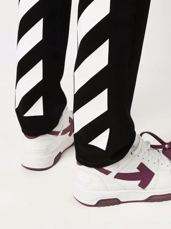 Off-White Diag-stripe Print Slim Fit Jeans - Black