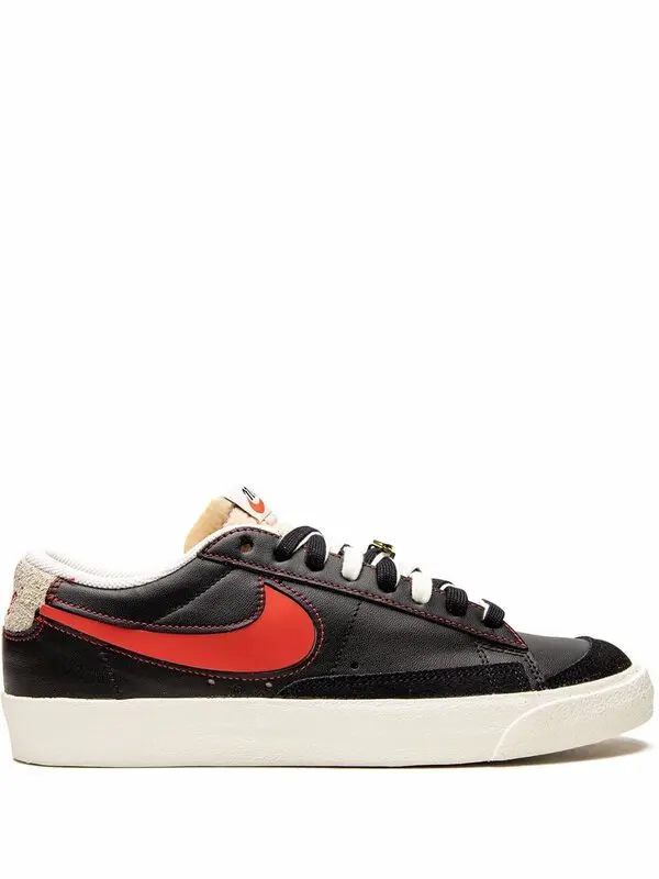 Nike Blazer Low '77 Removable Swoosh Sneakers - Black