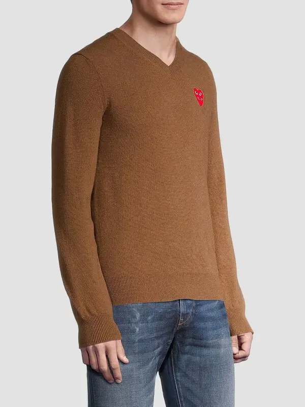 Play Comme Des Garcon Play Double Heart V-neck Pullover - Brown