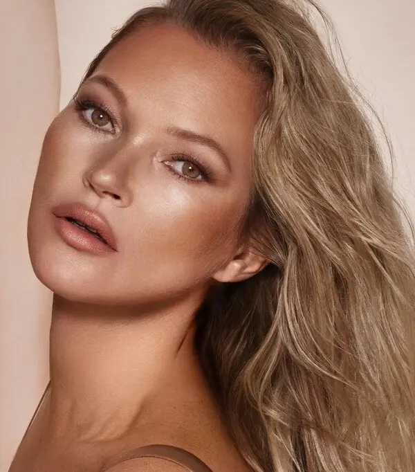 Charlotte Tilbury Charlotte's Beautiful Skin Foundation - Neutral