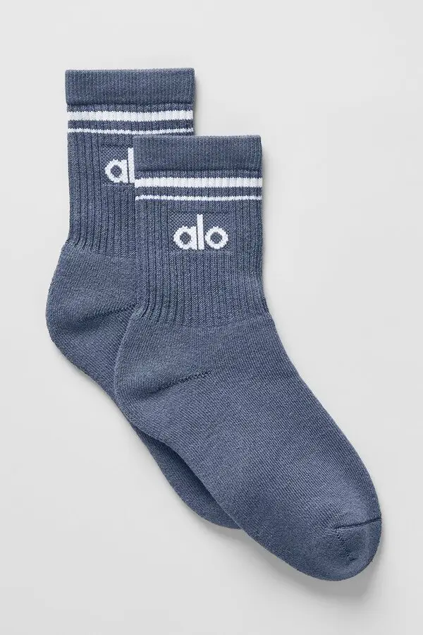 Alo Yoga Half-crew Throwback Socks - Bluestone/white