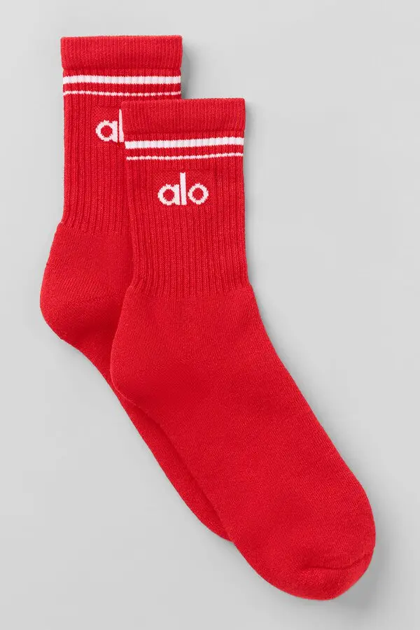 Alo Yoga Half-crew Throwback Socks - Bright Red/white
