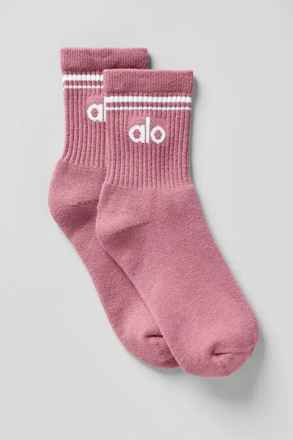 Alo Yoga Half-crew Throwback Socks - Pink Wild Rose/white