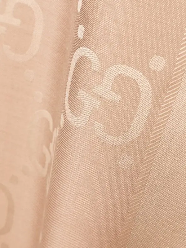 Gucci Gg Jacquard Frayed Scarf